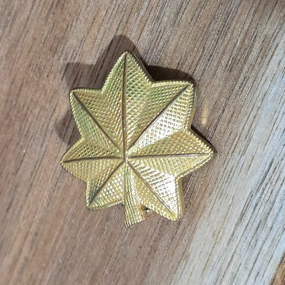 Accessories | Vintage Ww2 Us Army Lt Colonel Insignia Oak Leaf Cluster ...